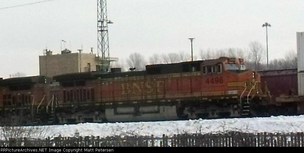 BNSF 4496